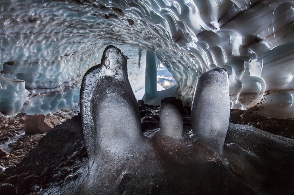 Gallery: The fleeting beauty of caves made from ice and snow