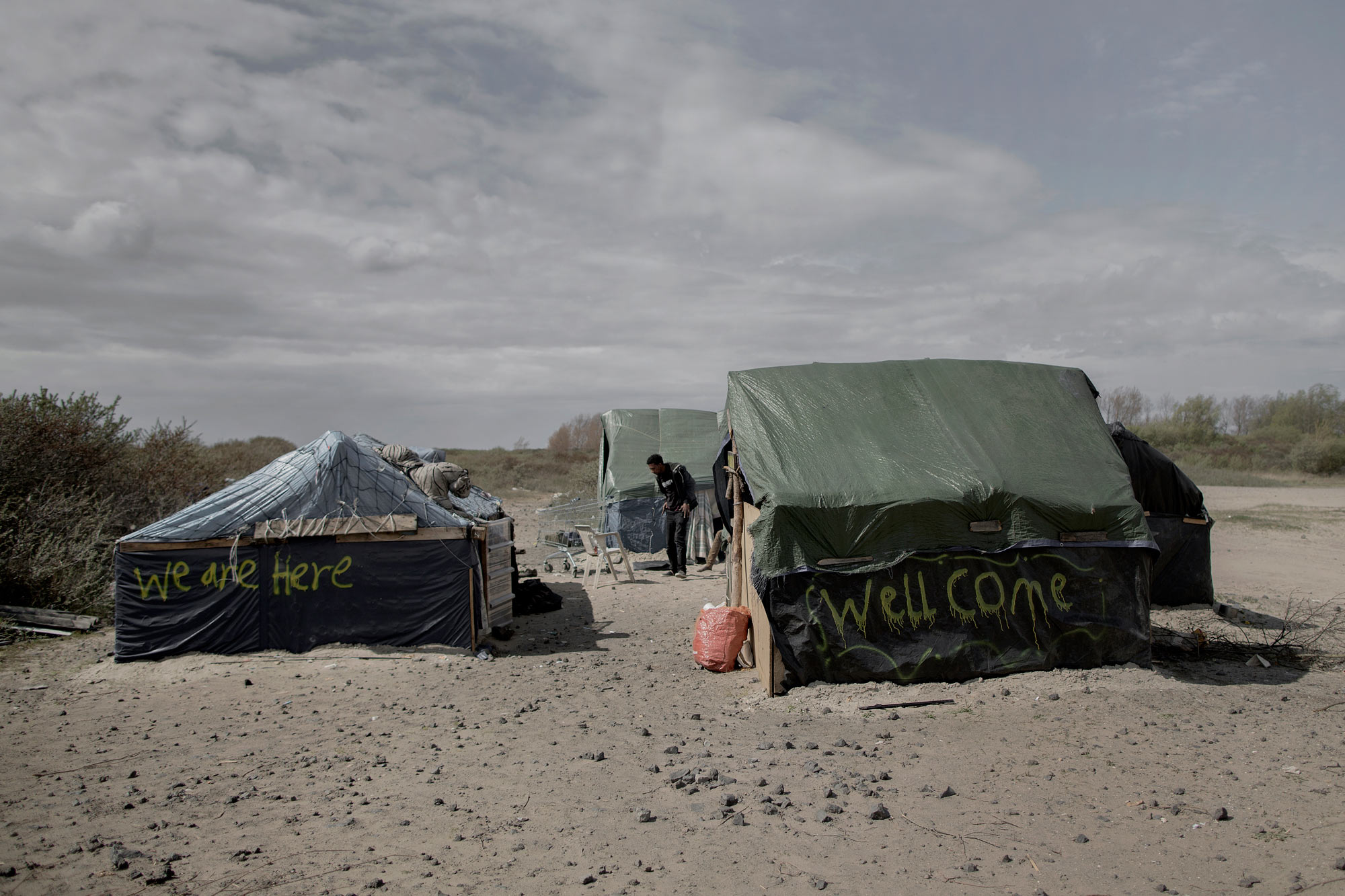 Gallery: Daily life in the worst refugee camp in Europe