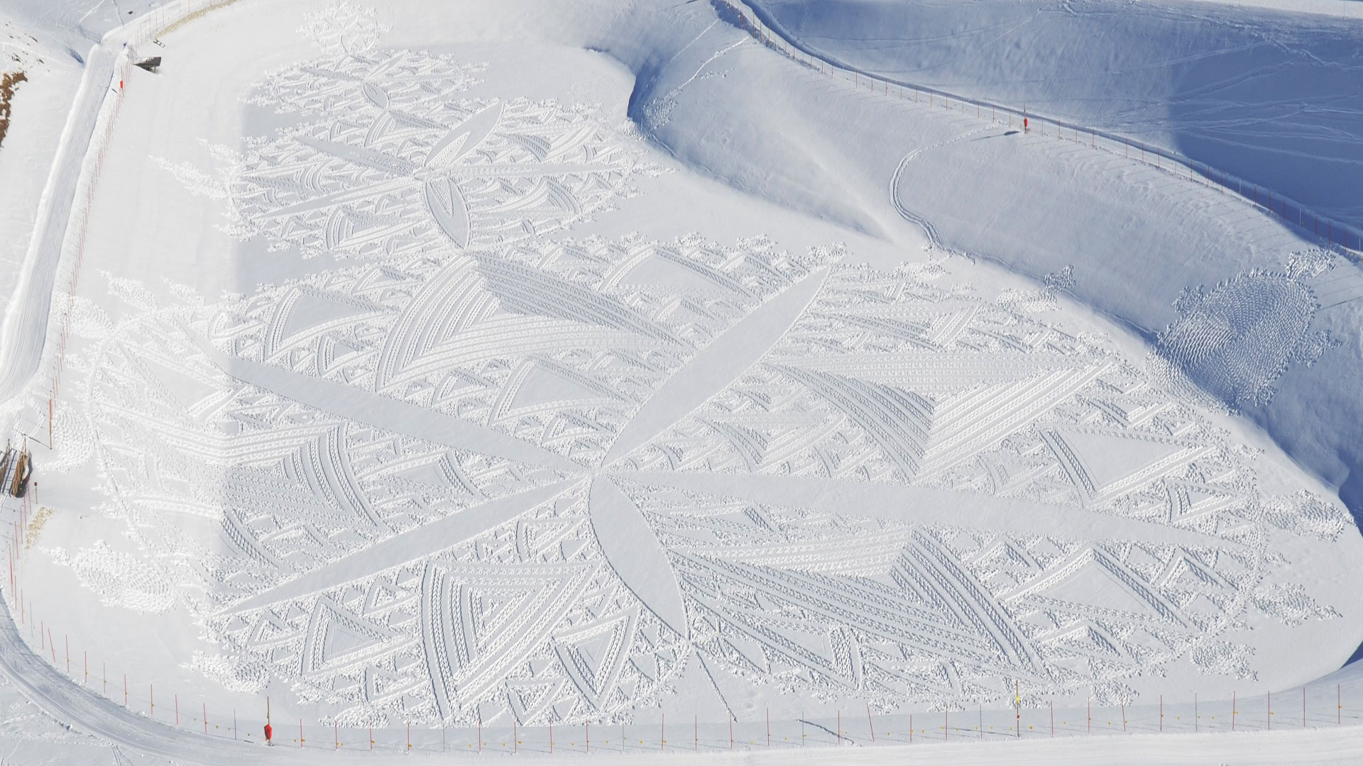 Gallery: How to draw snowflakes the size of soccer fields