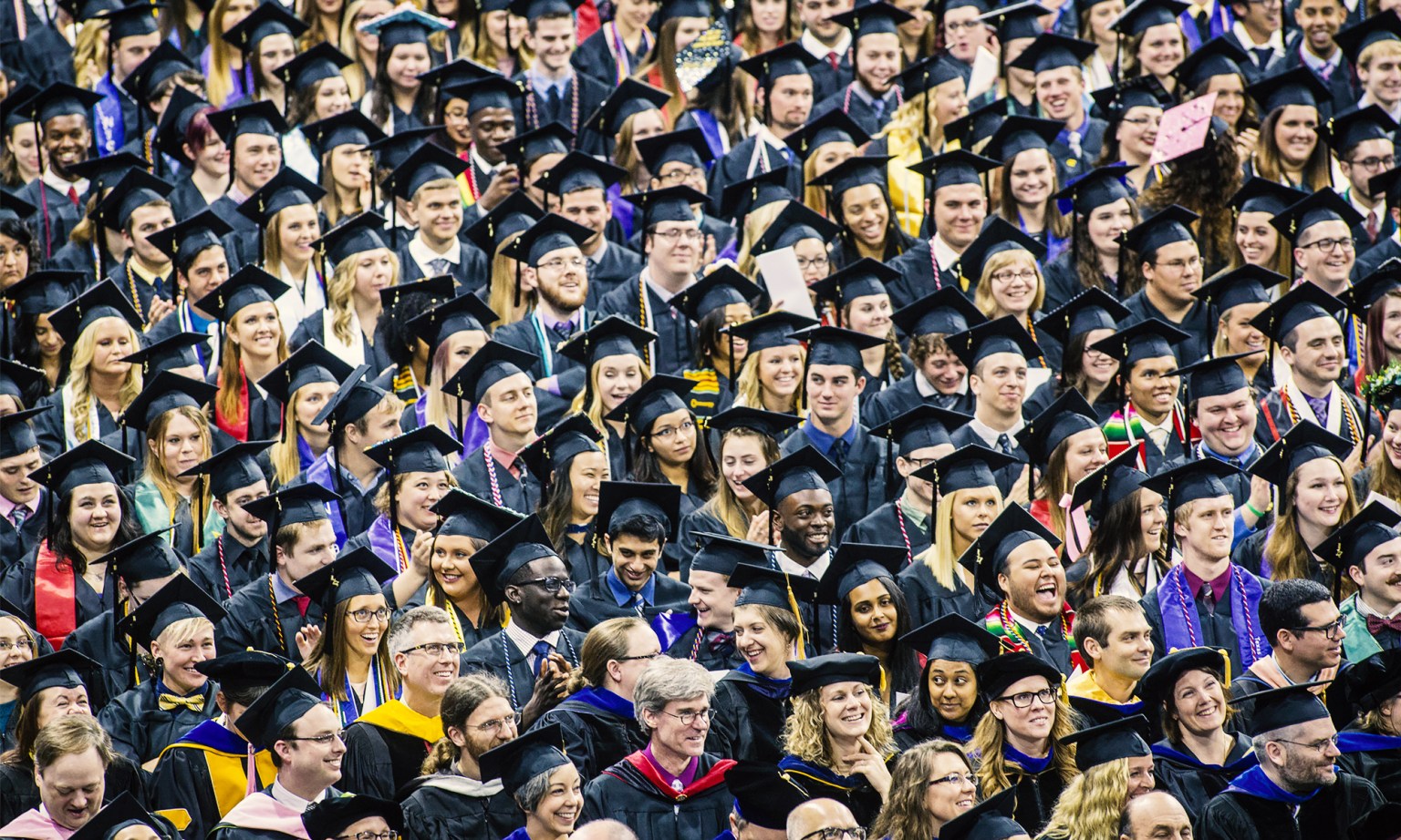 This writer analyzed 100 graduation speeches — here are the 4 tips they ...